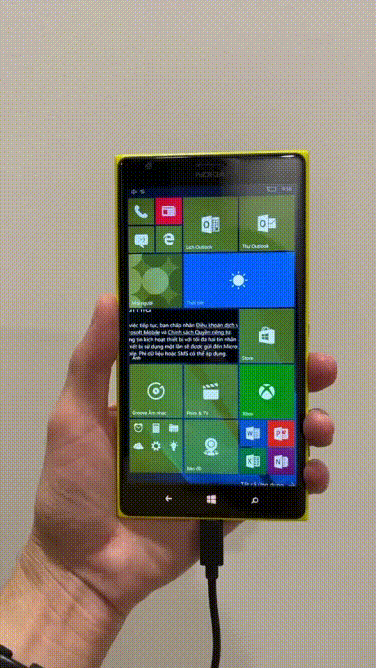 Một thời tuổi trẻ gắn bó với Windows Phone… Lumia 1520 vàng vẫn còn lên ...