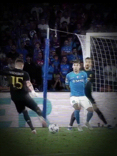 m đỡ đường này của Valverde | Viết bởi bongnewofficial